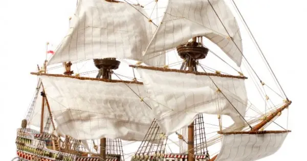 13004 hms revenge
